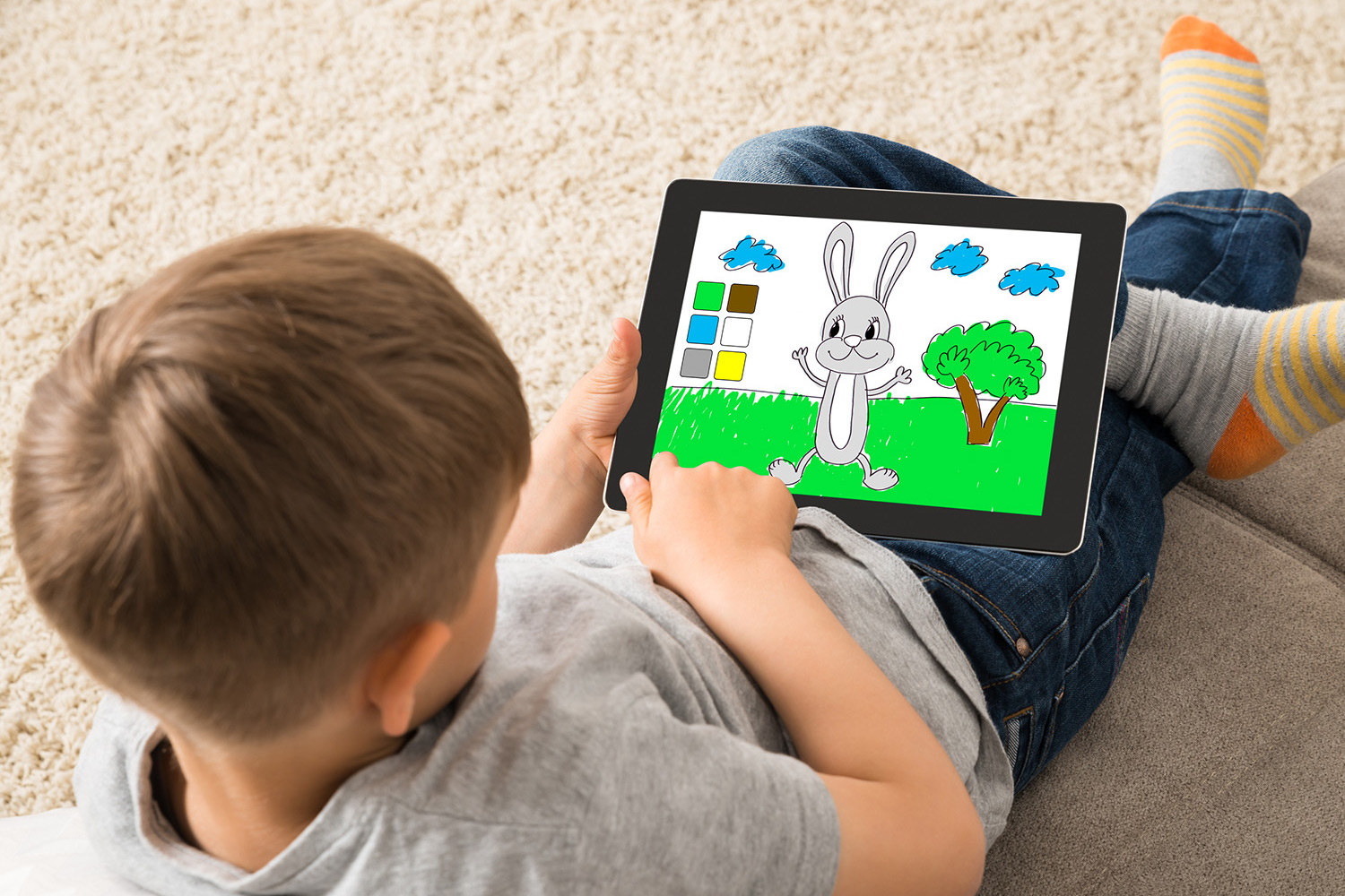 How kids can pursue art and drawing on their devices - GetConnected